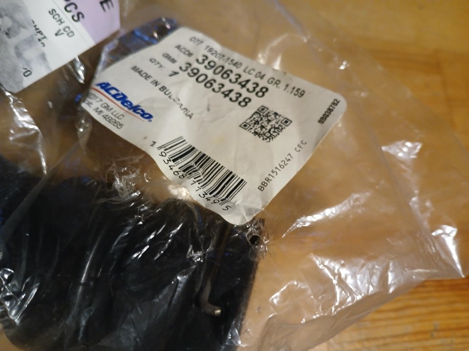 39063438 Genuine GM Upper Radiator Hose | eBay