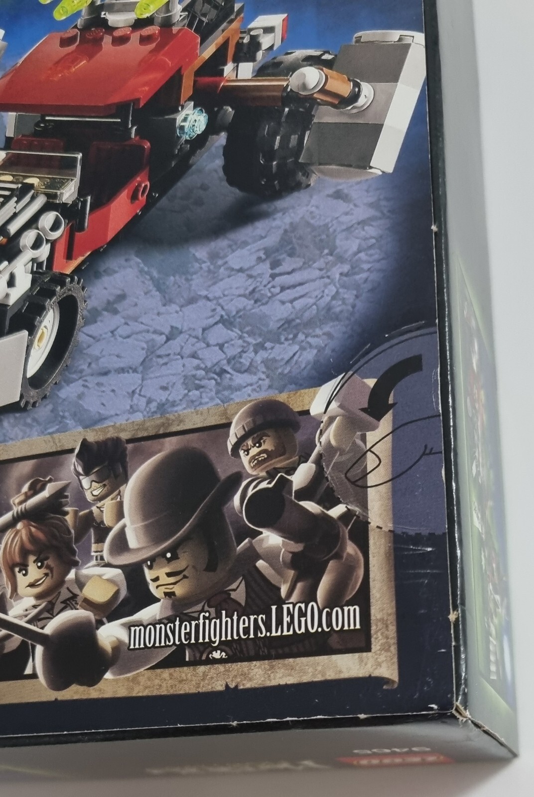 Lego 9465 Monster Fighters The Zombies New Factory Sealed Retired Set ...