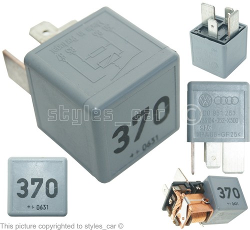 8D0951253 Seat Audi VW Close Contact 4-Pin SN7 No.370 Grey Relay V23134 ...