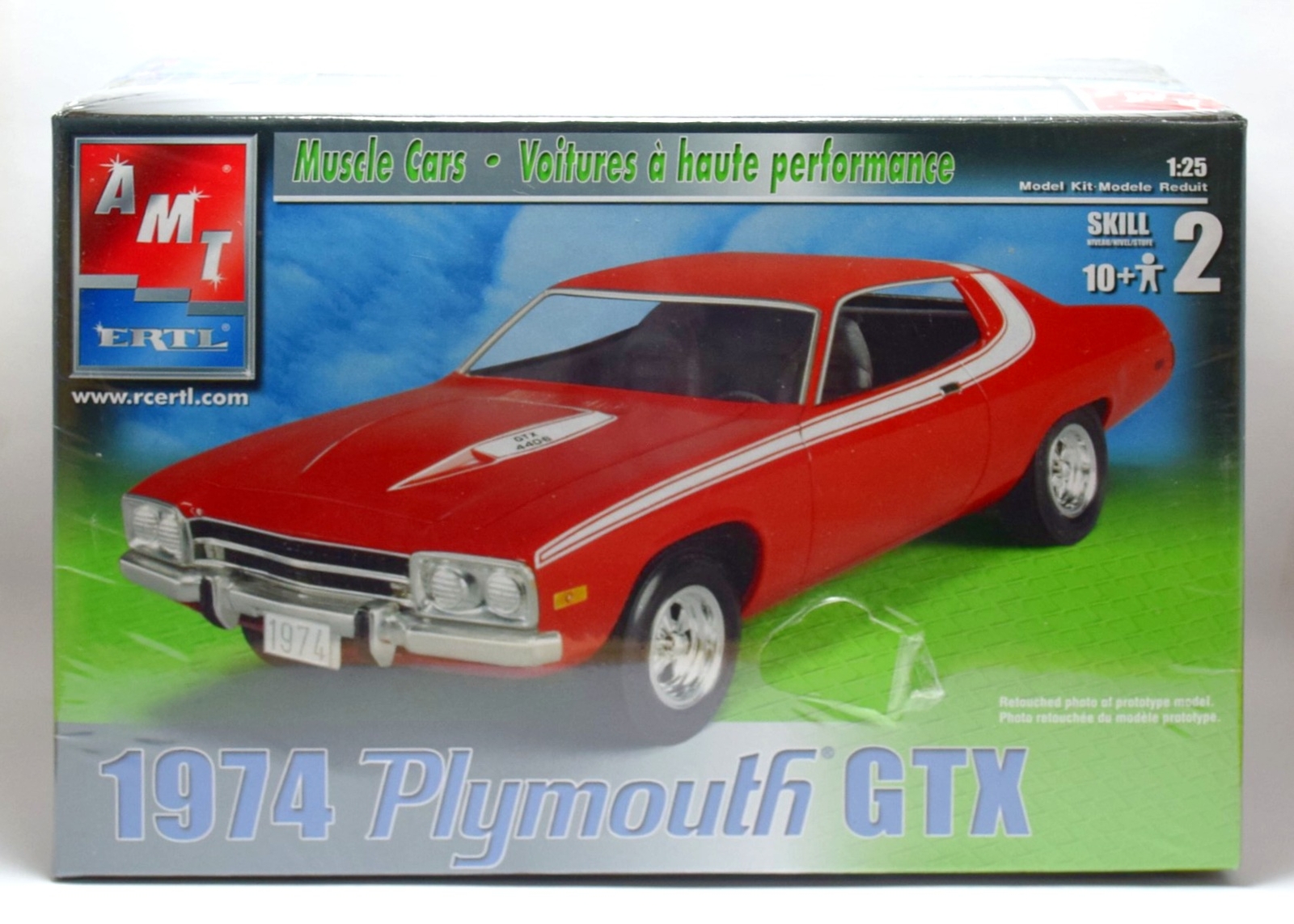 AMT Ertl 38157 1/25 Scale Muscle Cars 1974 Plymouth GTX Plastic Model ...
