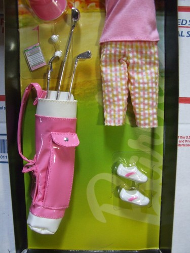 Mattel - X9191 Barbie Collector The LOOK Collection Pink on Green for ...