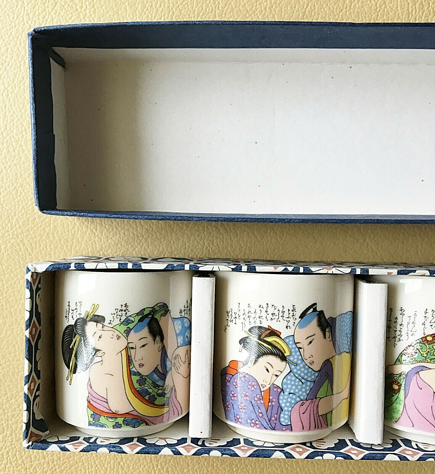 Set of 5 antique Shunga erotic, colorful, authentic SAKI cups Japan ...