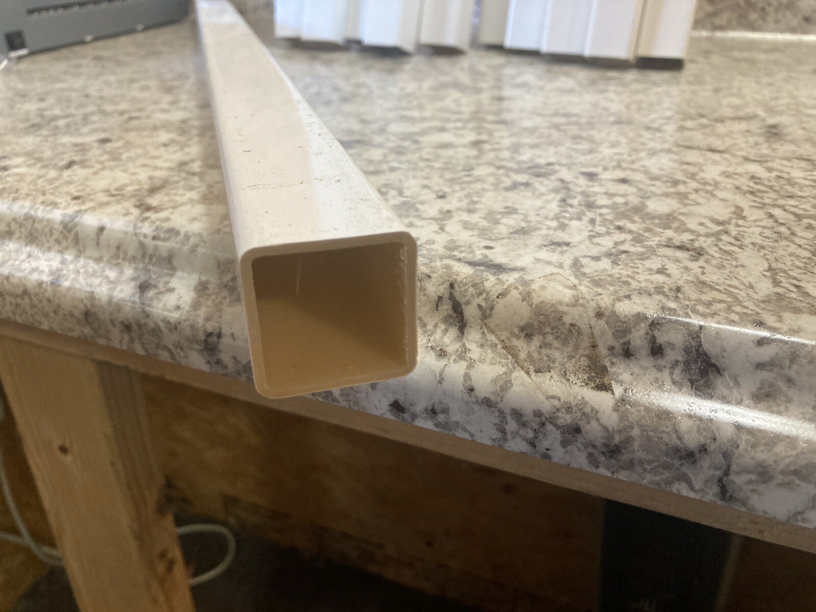 15 Pack Deckorators 32.5" White Square Balusters Composite Railing | eBay