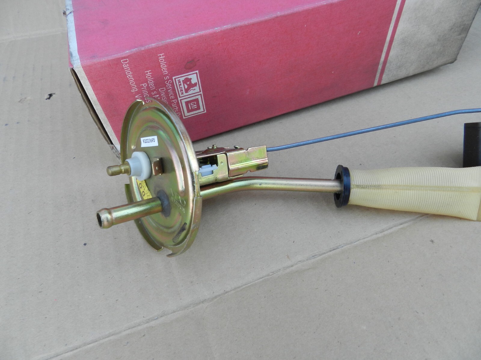 NOS HOLDEN COMMODORE STATION WAGON FUEL SENDER/SUITS VB VC VH COMMODORE ...