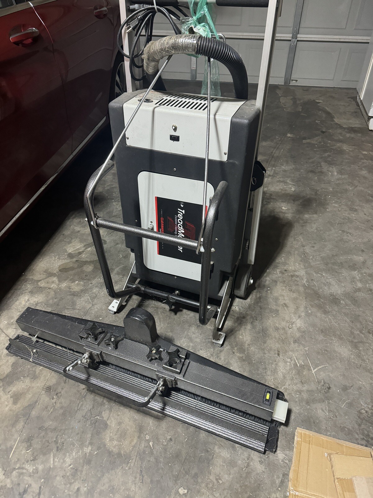 Treadmaster Escalator Cleaner System | eBay