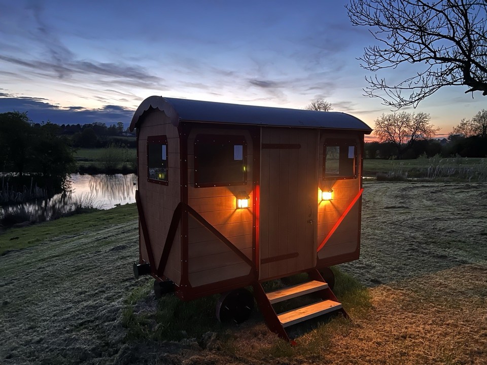 Shepherd Hut, Moveable, Carriage, Play Hut, Storage Shed, Summer House ...