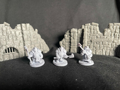 3 Iron Hills Dwarves with Mattocks 28mm Miniatures Middle Earth LOTR ...