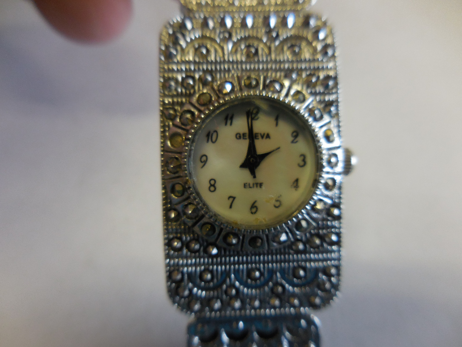 GENEVA ELITE Ladies/Womens Watch w/Beautiful Engraved Style Band ...