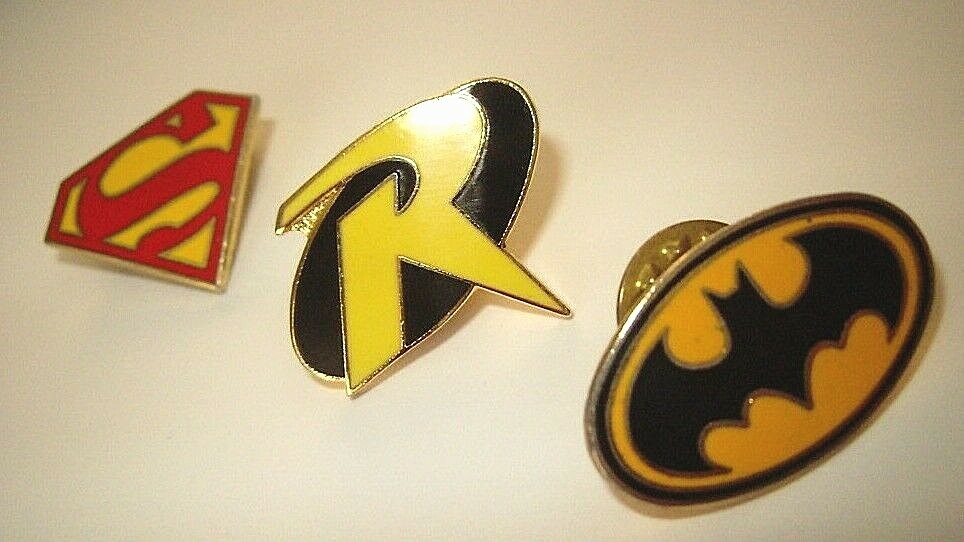 DC COMICS 1984 BATMAN SUPERMAN ROBYN MOVIE COMIC BOOK TIE PINS LAPPEL ...