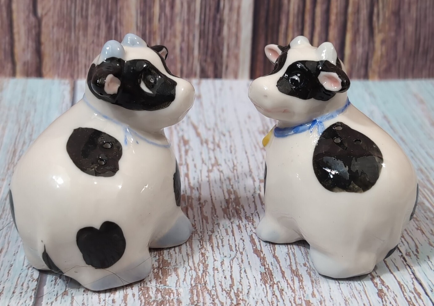 Cows White w Black Spots Figural Ceramic Salt & Pepper Shaker Set Pair ...