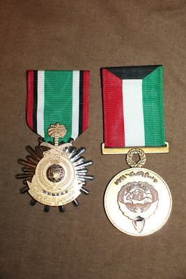 Original Gulf War I Kuwaiti Liberation Medal & Saudi Gulf War Victory ...