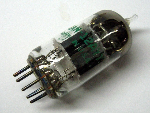 GE JAN 12AY7 Vacuum Tube NOS White Box Vintage Voltage Amplifier Audio ...