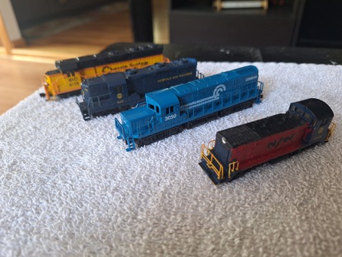 N Scale diesel engine lot 4 total | eBay