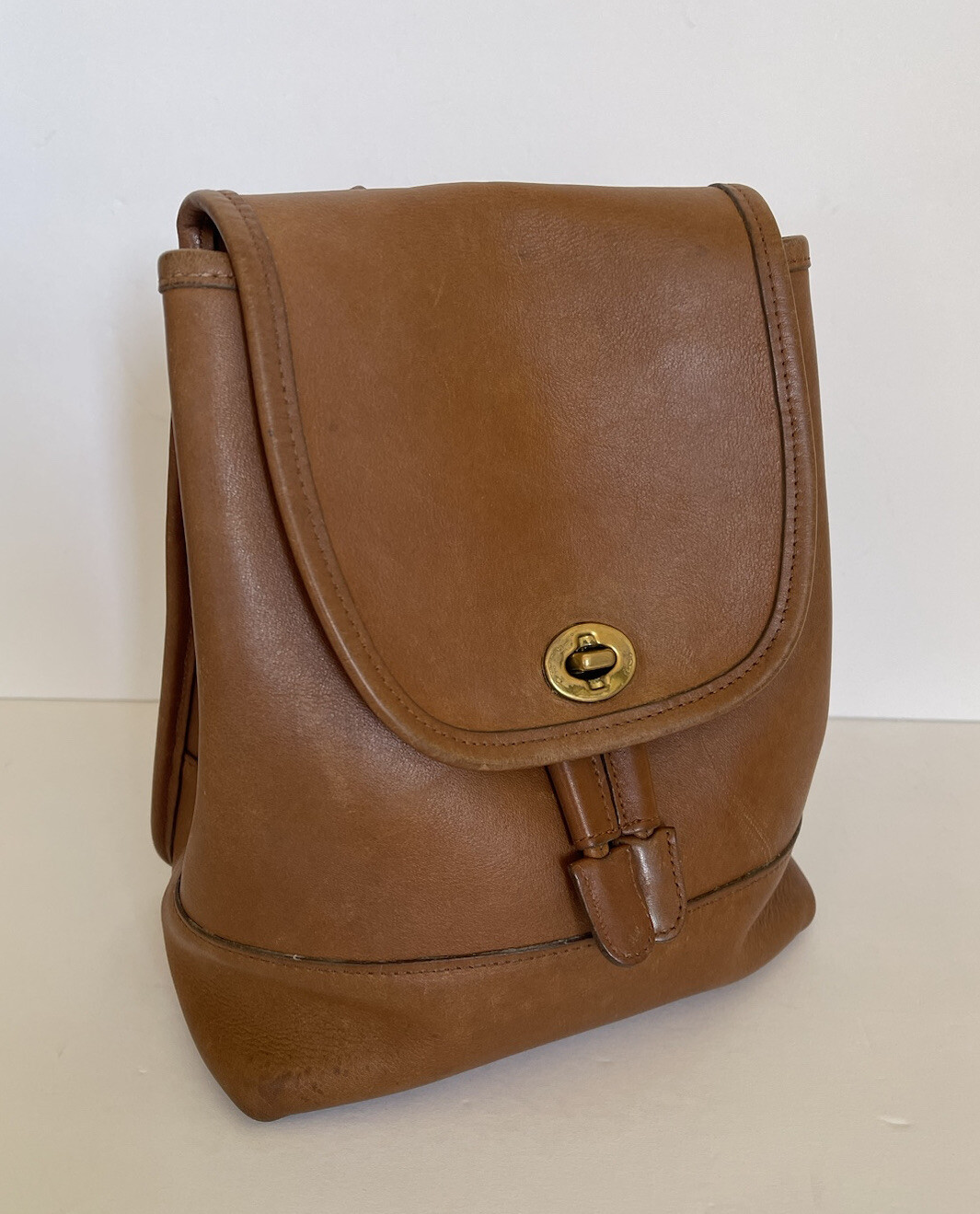 COACH Vintage Backpack Bag Leather Drawstring Turn Lo… - Gem