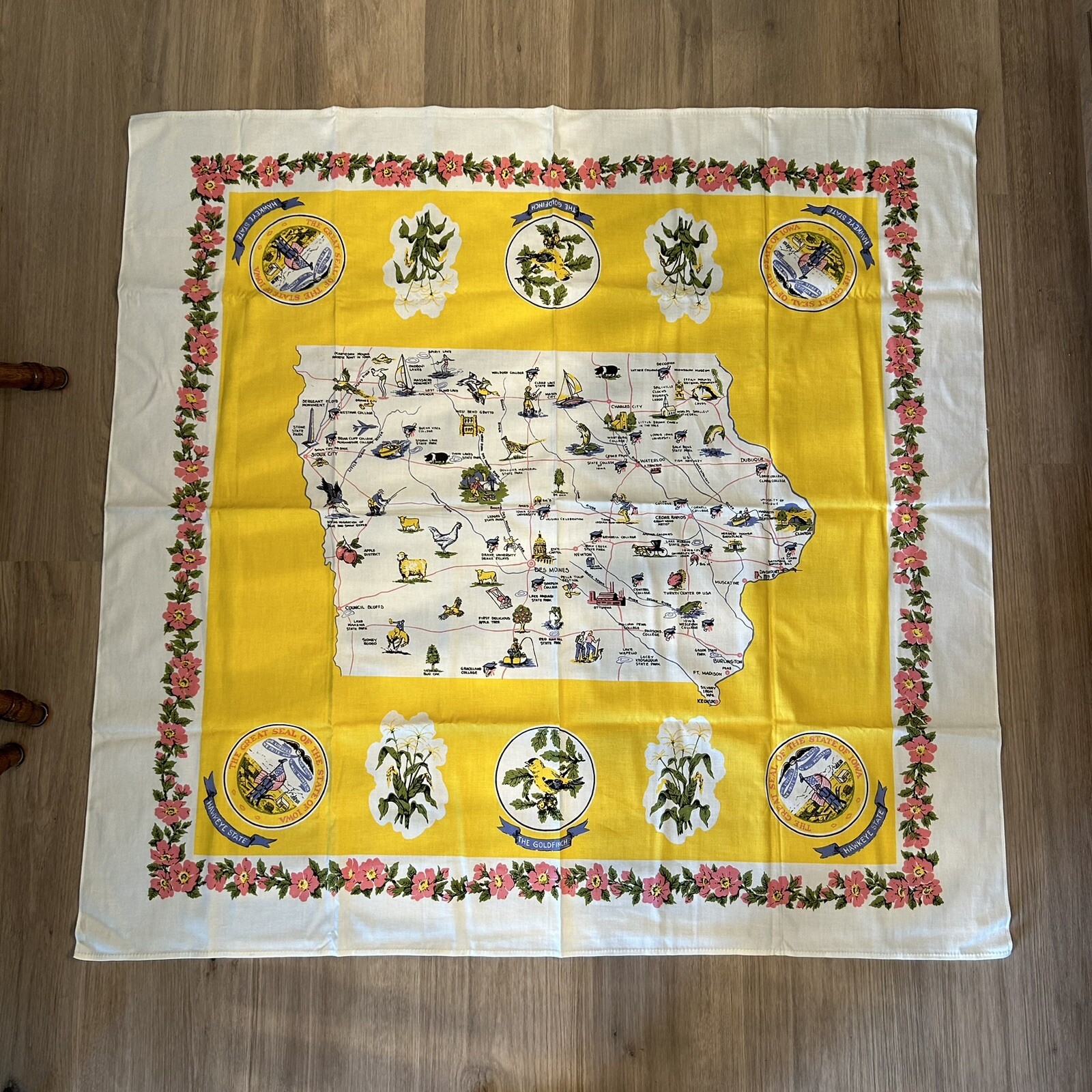 Vintage 50’s Iowa Tablecloth Pictorial Map Excellent Condition Souvenir ...