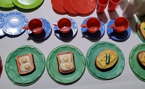 Lot Of Vintage Barbie Deluxe Reading Kitchen Accessories And Food | eBay