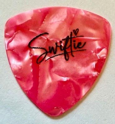 TAYLOR SWIFT / ONE SIDED / PROMO GUITAR PICK | eBay