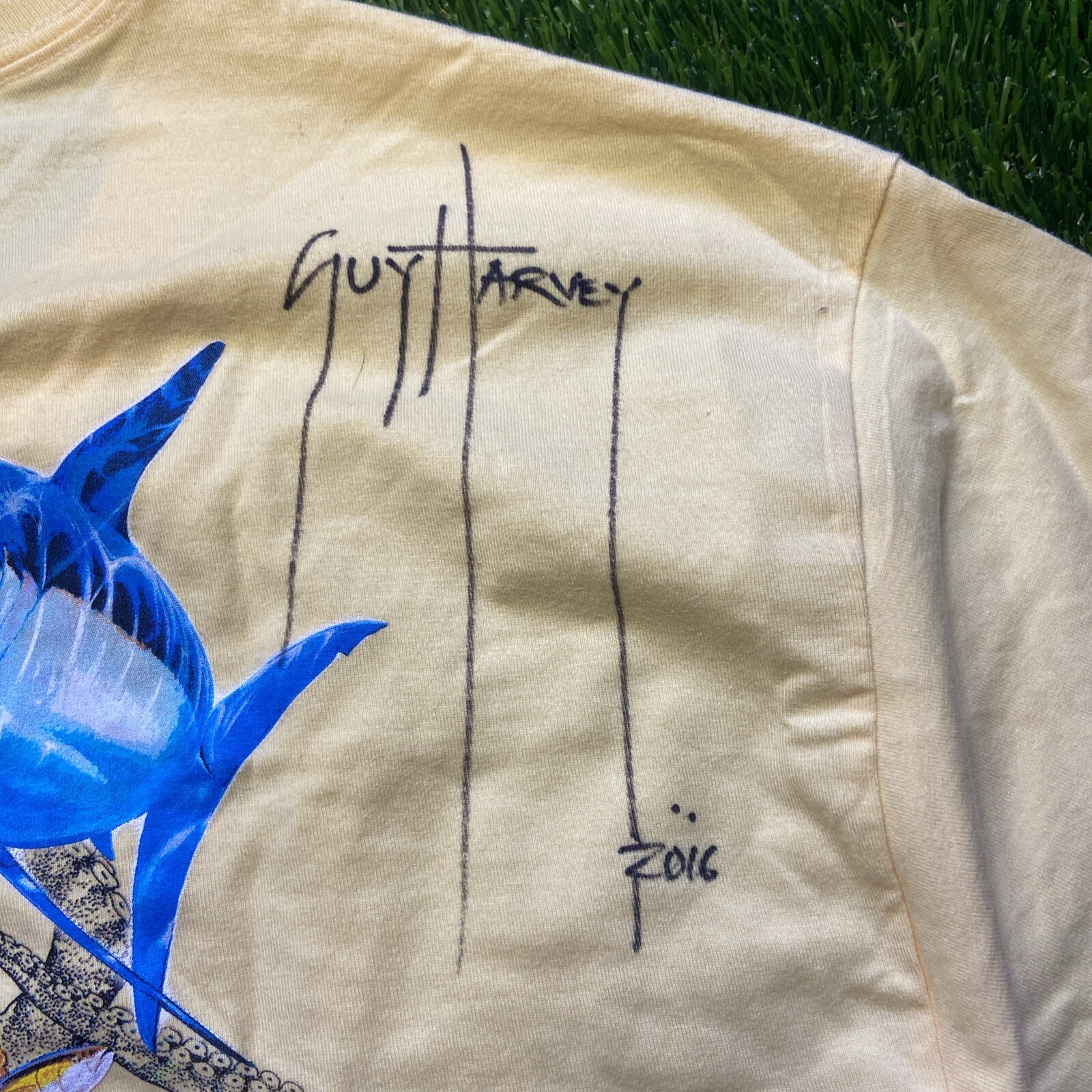 Guy Harvey Aftco Bluewater Graphic T Shirt Mens L Yellow Ship Shark ...