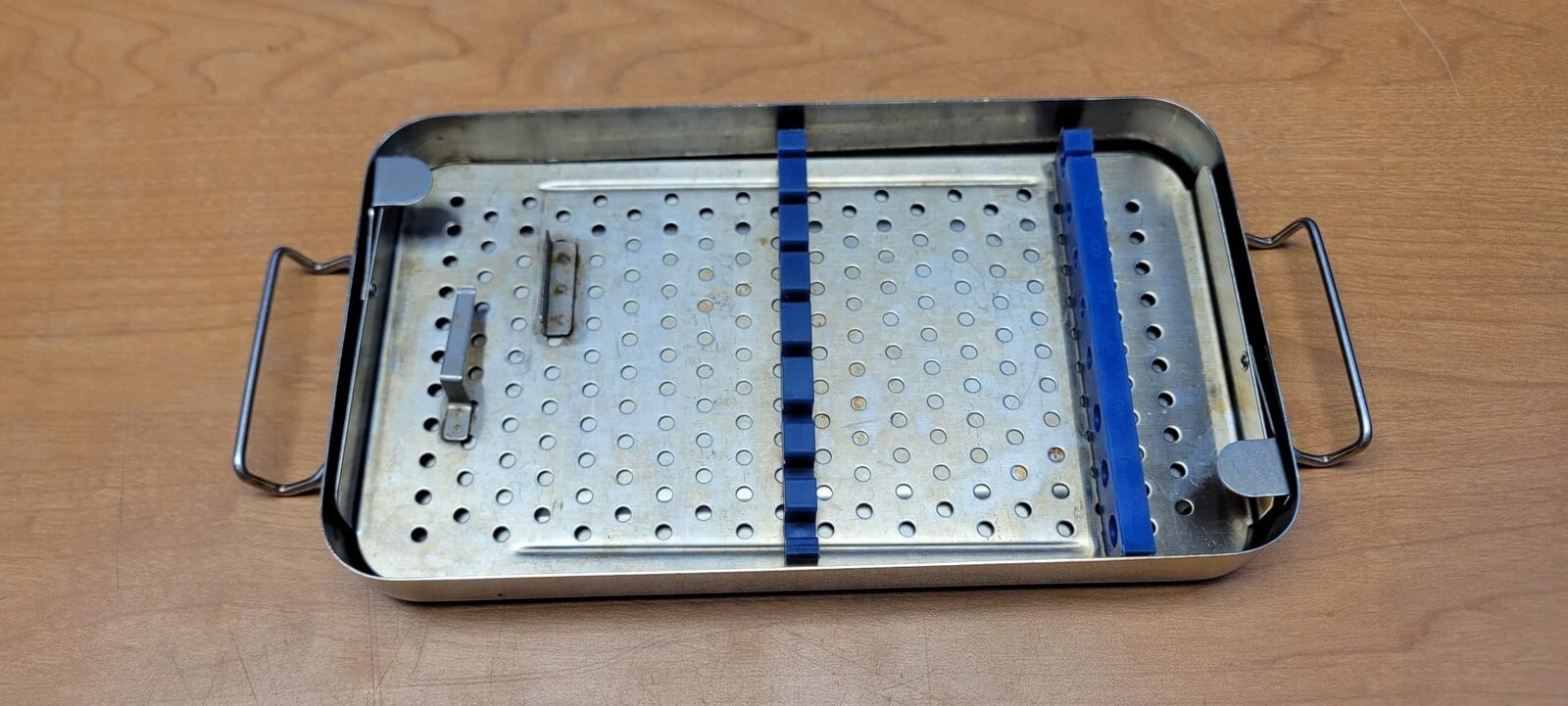 S&T INSTRUMENT CASE ICL-1323-0 13X23X2.5CM WITH RACK FOR 8 INSTRUMENTS ...