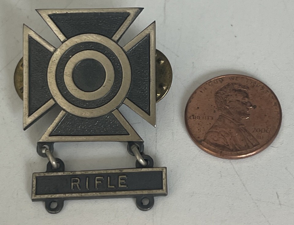 WW2 Vintage US ARMY RIFLE MARKSMANSHIP BADGE Pinback | eBay