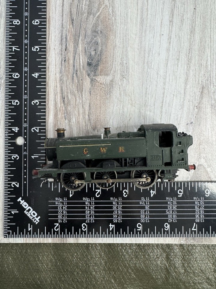 TRIANG HORNBY GRAHAM FARISH OO GWR 0-6-0 CLASS 94XX TANK LOCOMOTIVE ...