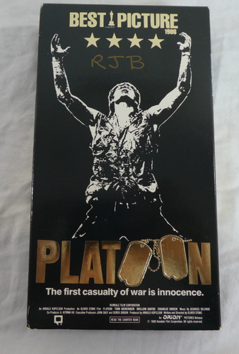 Platoon Best Picture VHS Movie Tape 1986 Charlie Sheen Tom Berenger ...