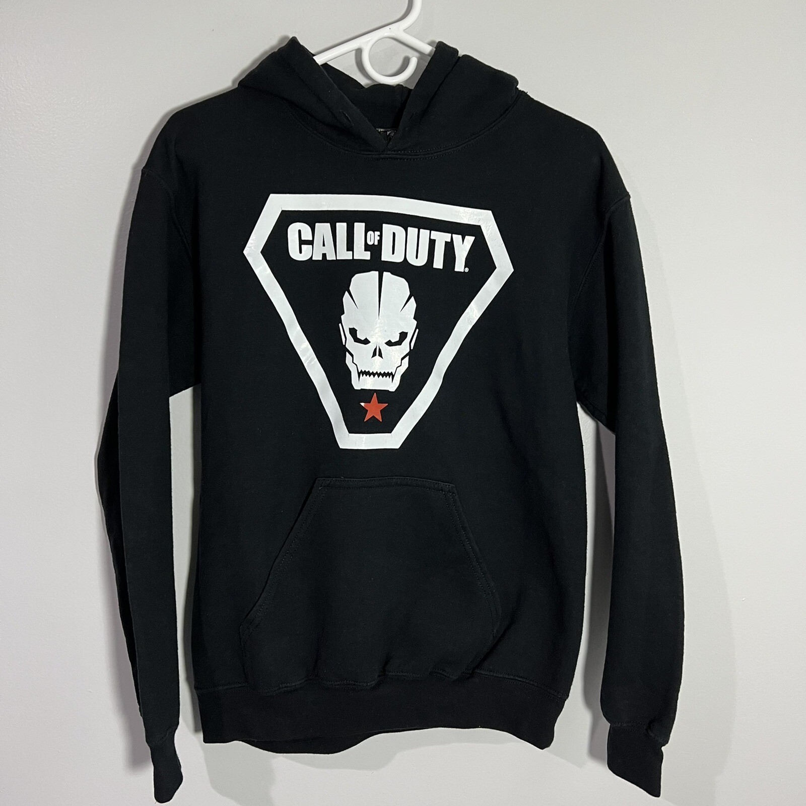 2018 Activision Call Of Duty Black Emblem Pullover Sw… - Gem