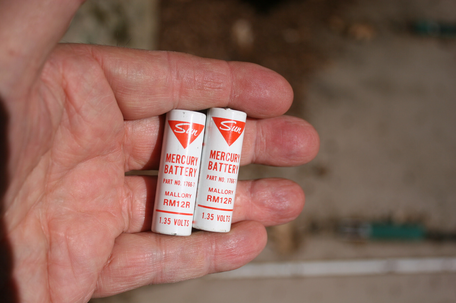 Sun Vintage EB Transmitter - 1.35v Mercury Battery Batteries - Mallory ...