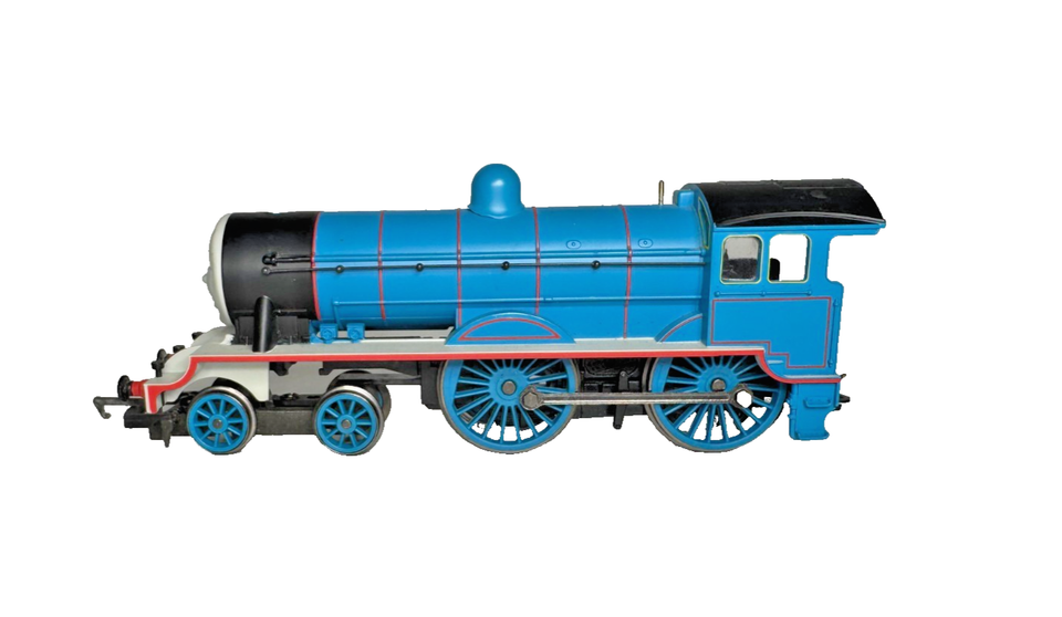 Hornby Thomas and Friends Edward '2' Steam Loco & Tender OO Gauge ...