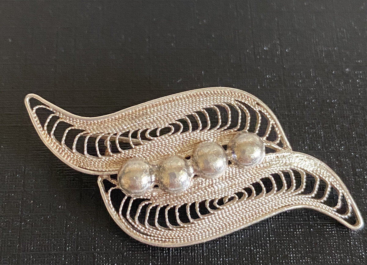 925 Silver filigree Irregular Shape circle pin brooch… - Gem