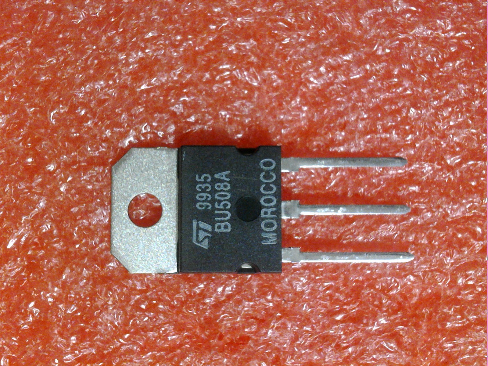 2 PCS ST BU508A 700V 8A TO-218 HIGH VOLTAGE FAST SWITCHING NPN POWER ...