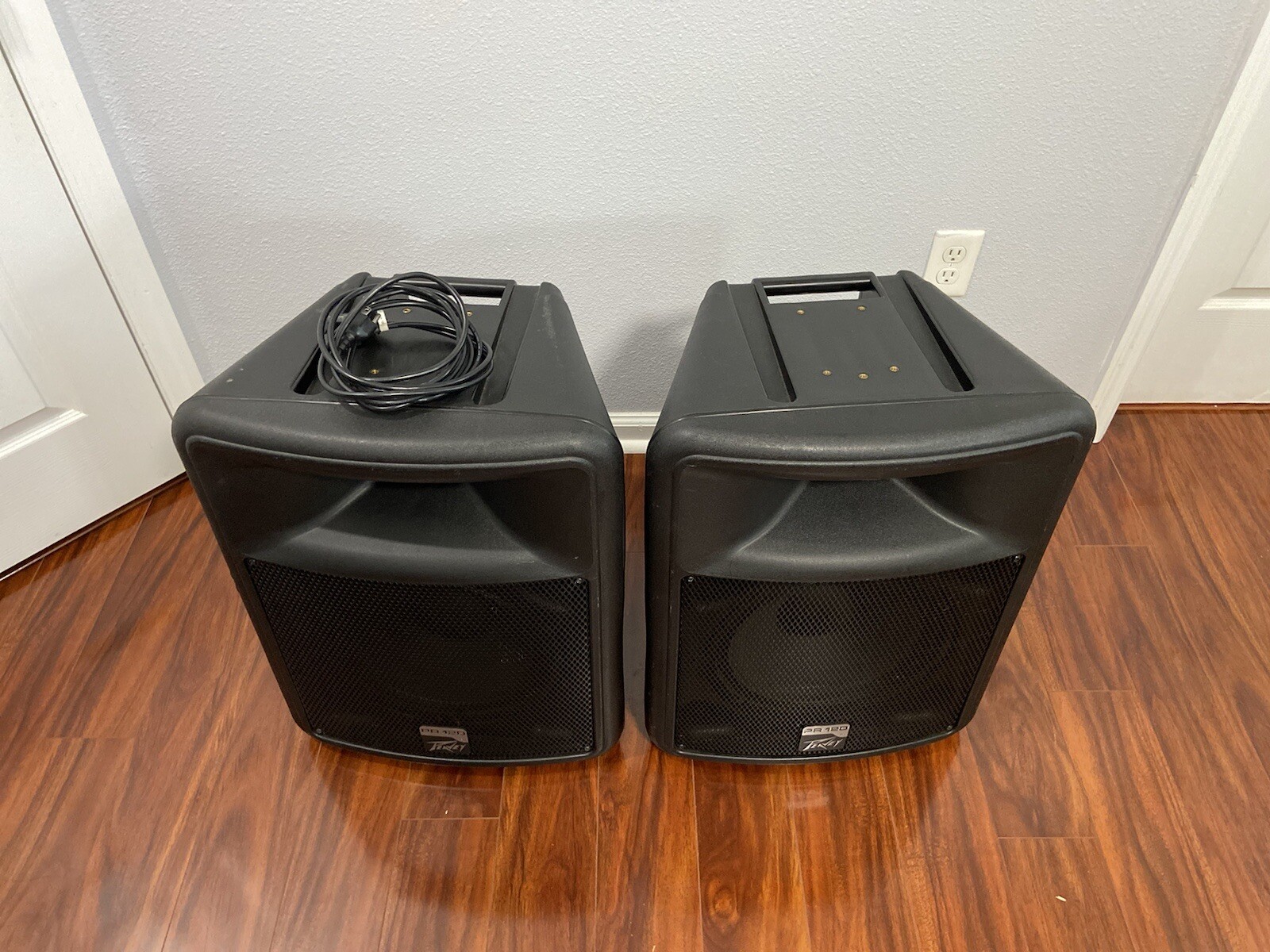 Peavey PR 12D 2-Way Powered PA Speaker- (PAIR) | eBay