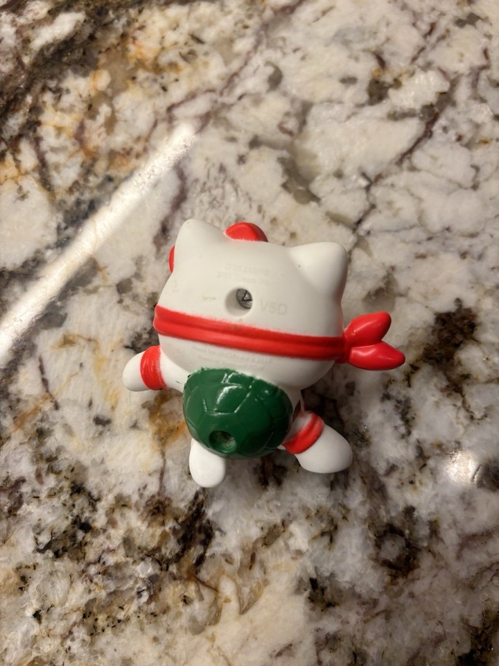 McDonald's Sanrio x Teenage Mutant Ninja Turtles Hello Kitty x Raphael ...