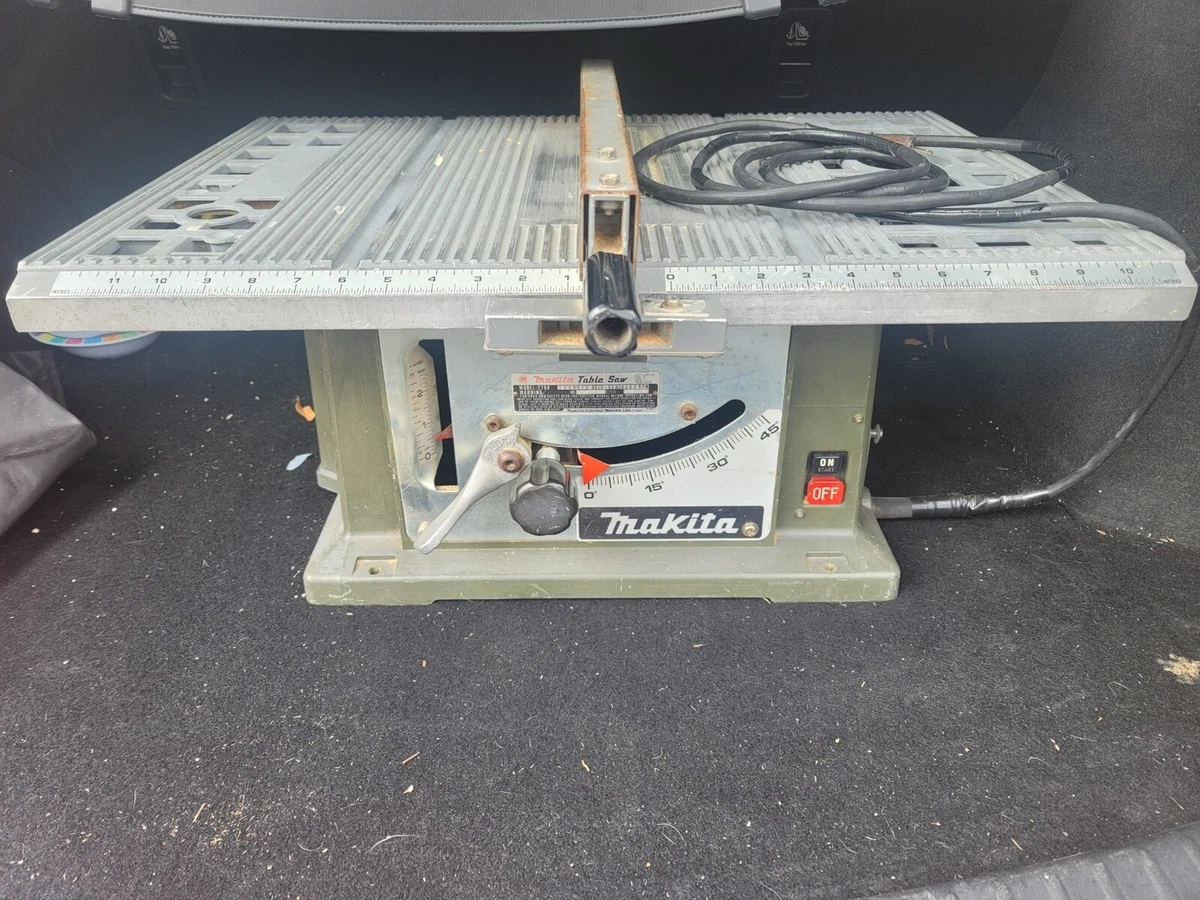 Makita 10 Table Saw