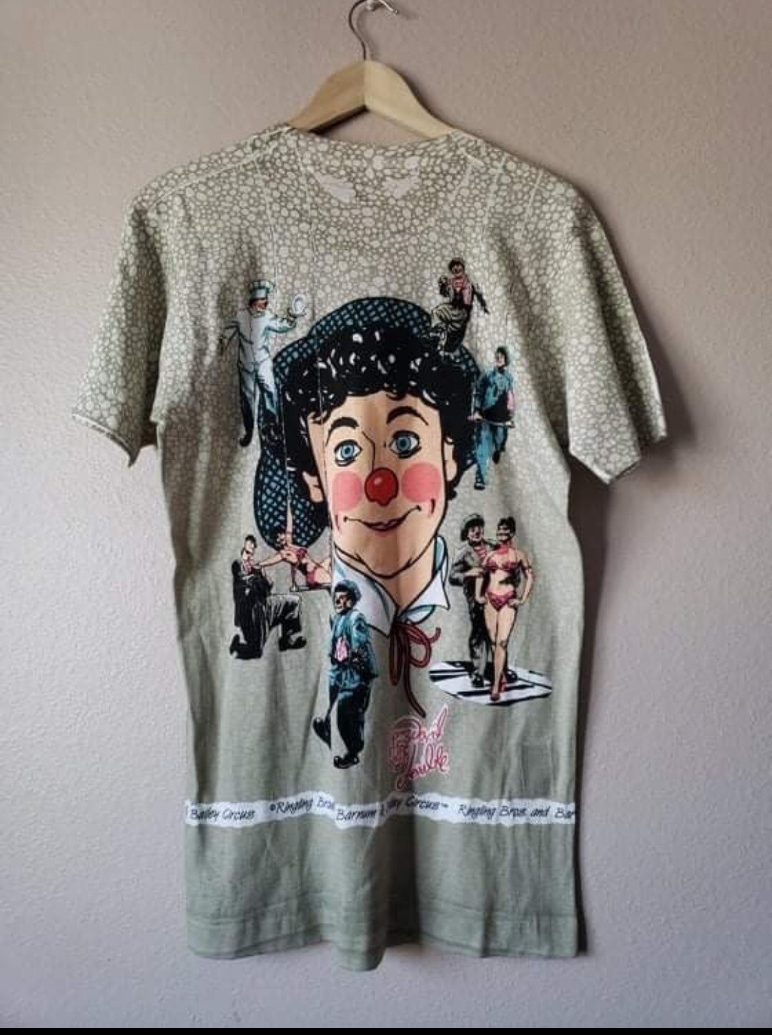 Ringling Brother Barnum Bailey Circus Vintage 80s Clo… - Gem