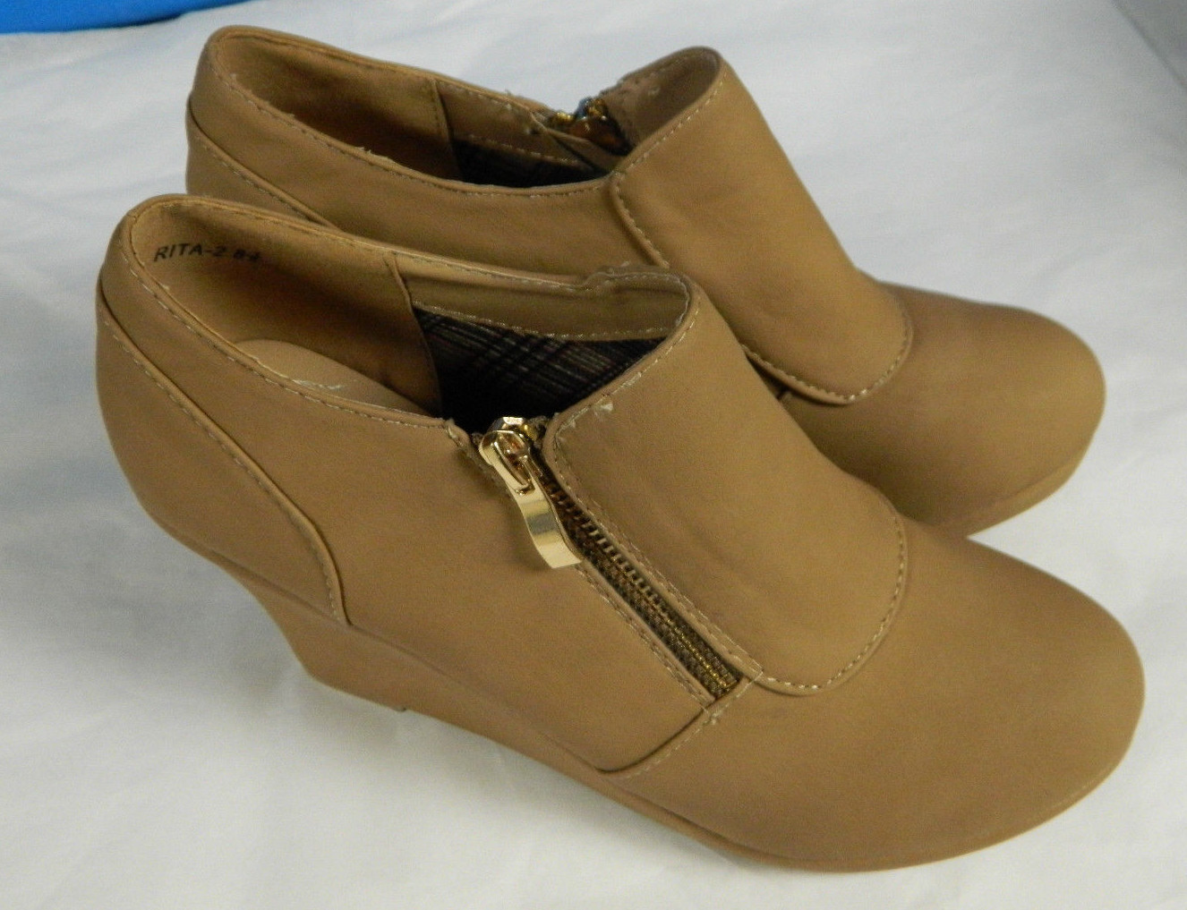 NWOB ELEGANT TOP MODA BOOTIES WEDGIES SLIP ON SIDE ZIP TAN SIZE 8.5 ...