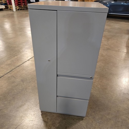 Herman Miller & Haworth Locking Storage Towers w/Wardrobe, Shelf and ...