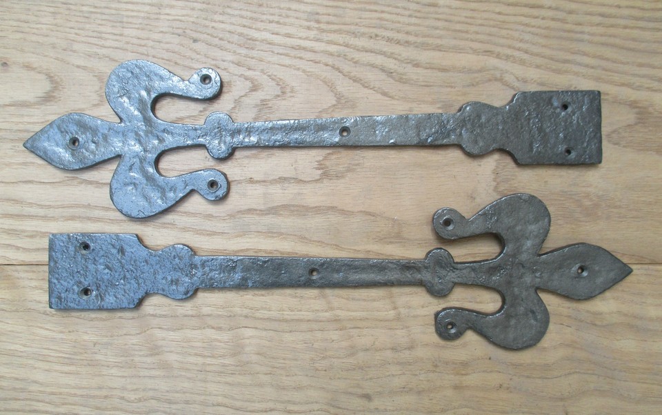 pair of OLD VINTAGE STYLE TUDOR CAST IRON DUMMY HINGE FALSE HINGE ...