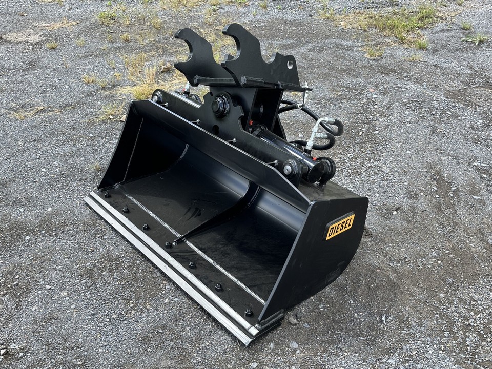 Kubota Quick Attach Tilt Bucket for U35 & KX040 & KX71 & KX91 & KX121 ...