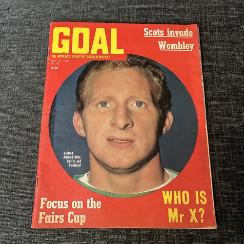 Goal Magazine - 10 May 1969 - Dunfermline team group George Best Jimmy ...