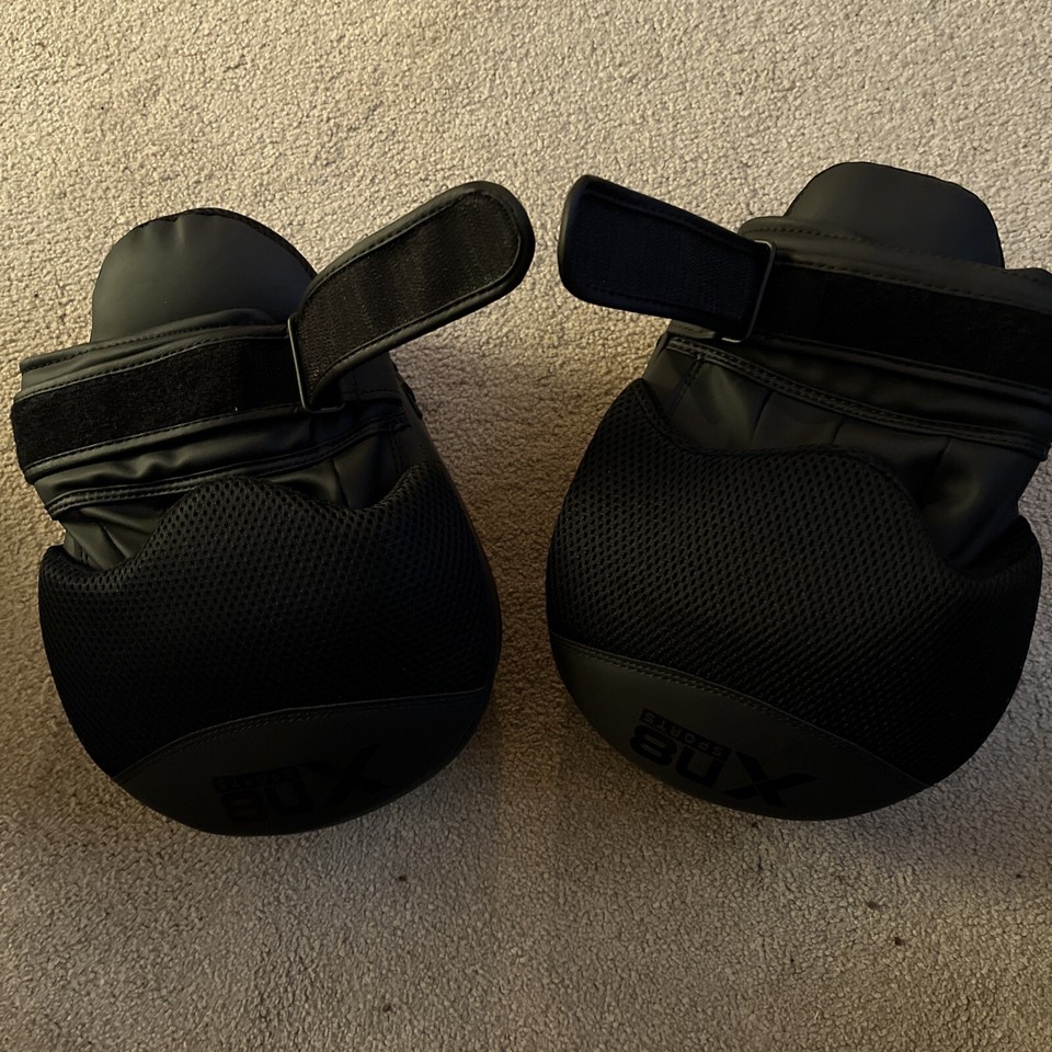 XN8 Focus Pads Boxing MMA Hook & Jab Gloves Curved Punch Mitts Kick ...