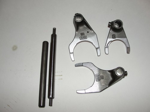 2011 - 2013 Yamaha FZ8 FZ 8 Engine Gear Shift Forks & Shafts 39P-18512 ...