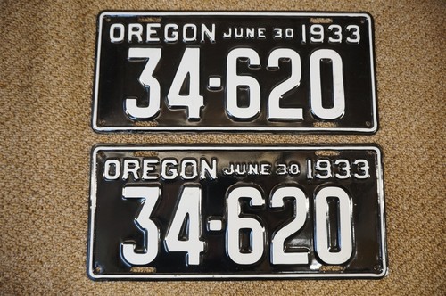 Vintage 1933 Oregon Black License Plates 34-620 | eBay