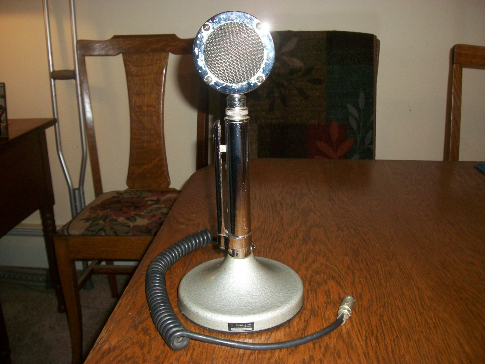 VINTAGE ASTATIC MODEL NO. D-104 MICROPHONE ON T-UG8 STAND | eBay
