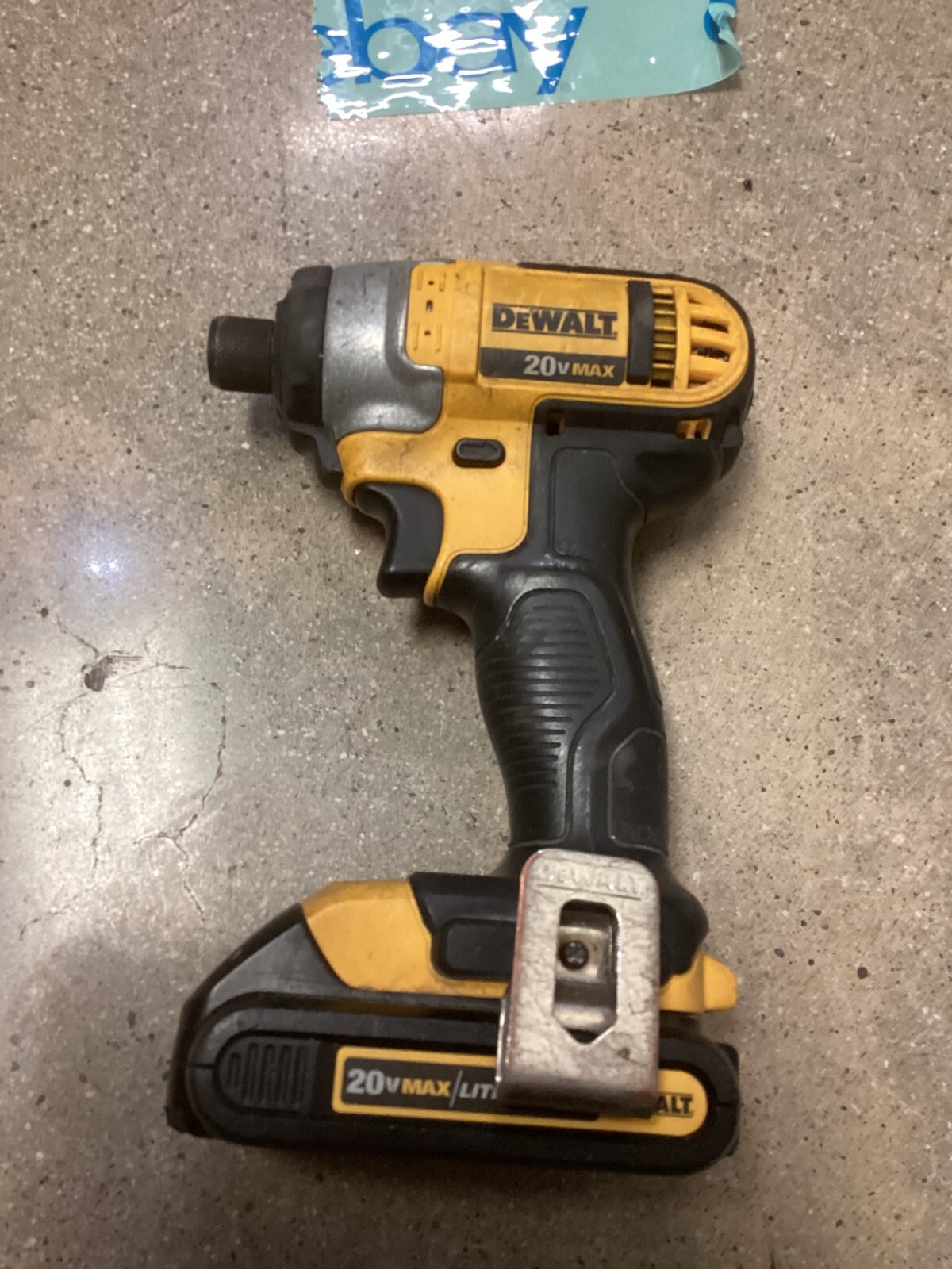 Dewalt DCF885 20-Volt Max Lithium-Ion 1/4 in Cordless Impact Driver ...