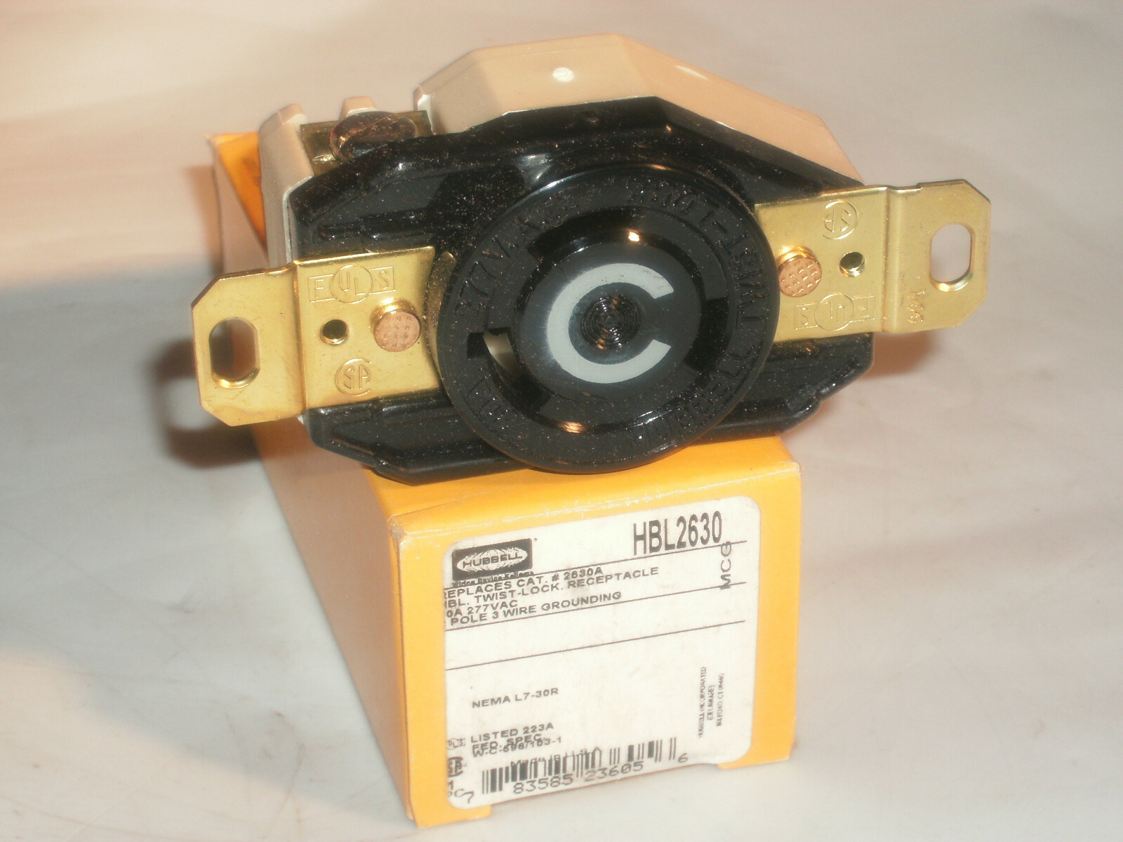 HUBBELL HBL2630 TWIST-LOCK RECEPTACLE 277V 30A 3W GROUNDING NEMA L7-30R ...