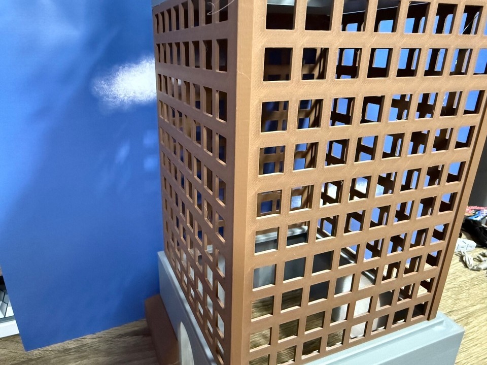 O Scale Highrise Building Skyscraper "Taupe Tower" Multiple Color Semi ...