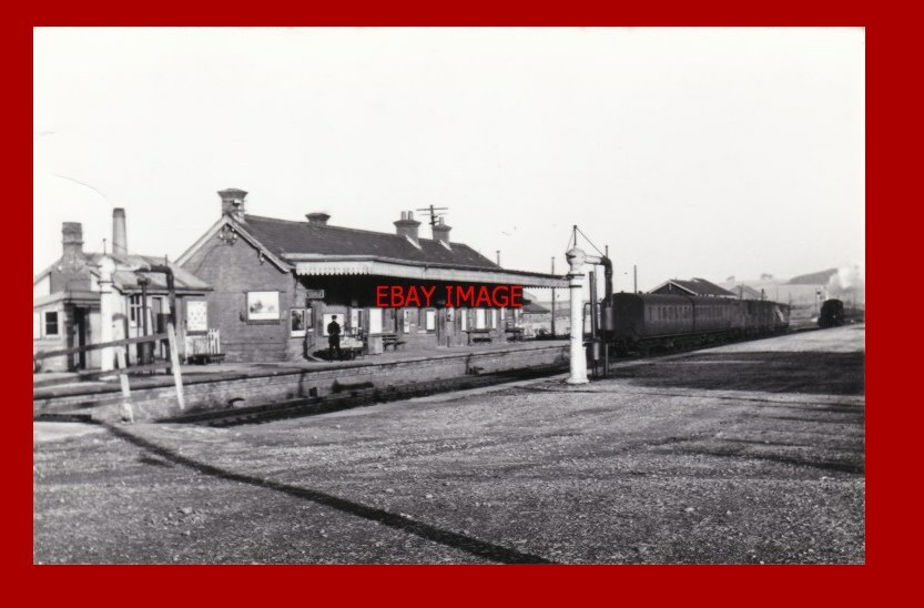 PHOTO TIDWORTH RAILWAY STATION 1949 LUDGERSHALL WEYHILL AND ANDOVER | eBay