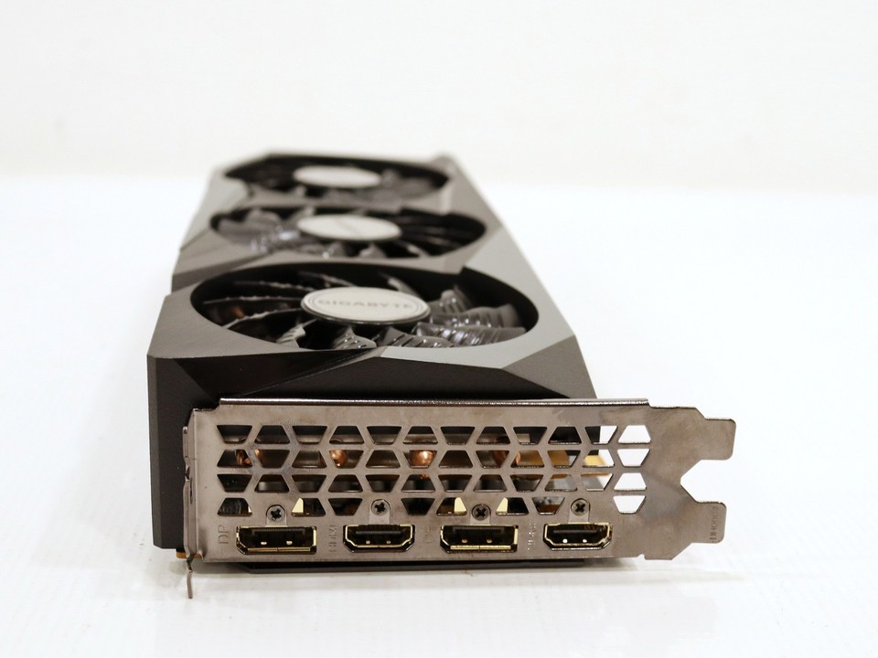 GIGABYTE GeForce RTX 3070 Gaming OC 8GB GDDR6 Graphics Card - Artifacts ...