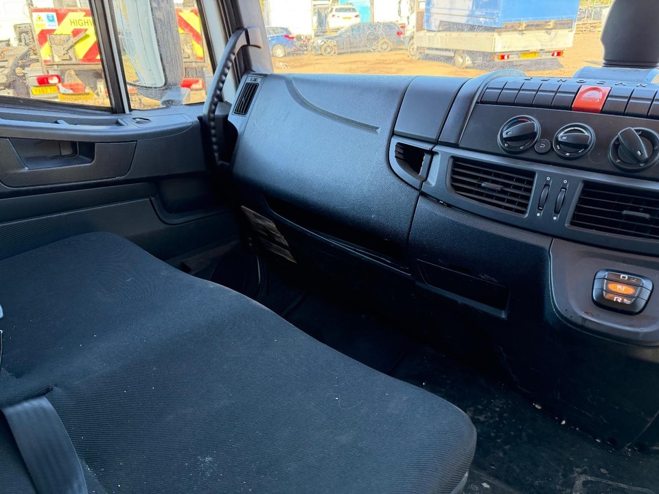 Iveco Eurocargo 75-160 2019 EURO 6 7.5 ton short wheel base box truck ...